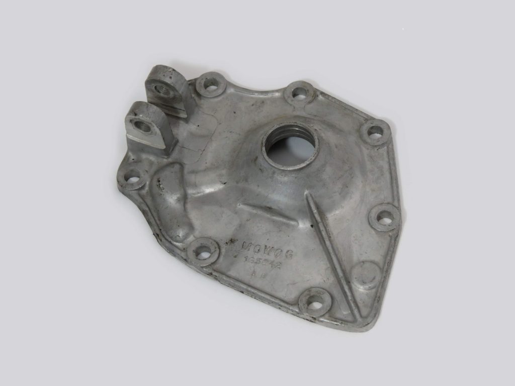 Transmission front cover – used | Metropolitan Pit Stop