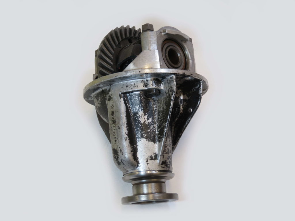 Differential carrier assembly 4.63 gear ratio – used (up to E-11000 ...