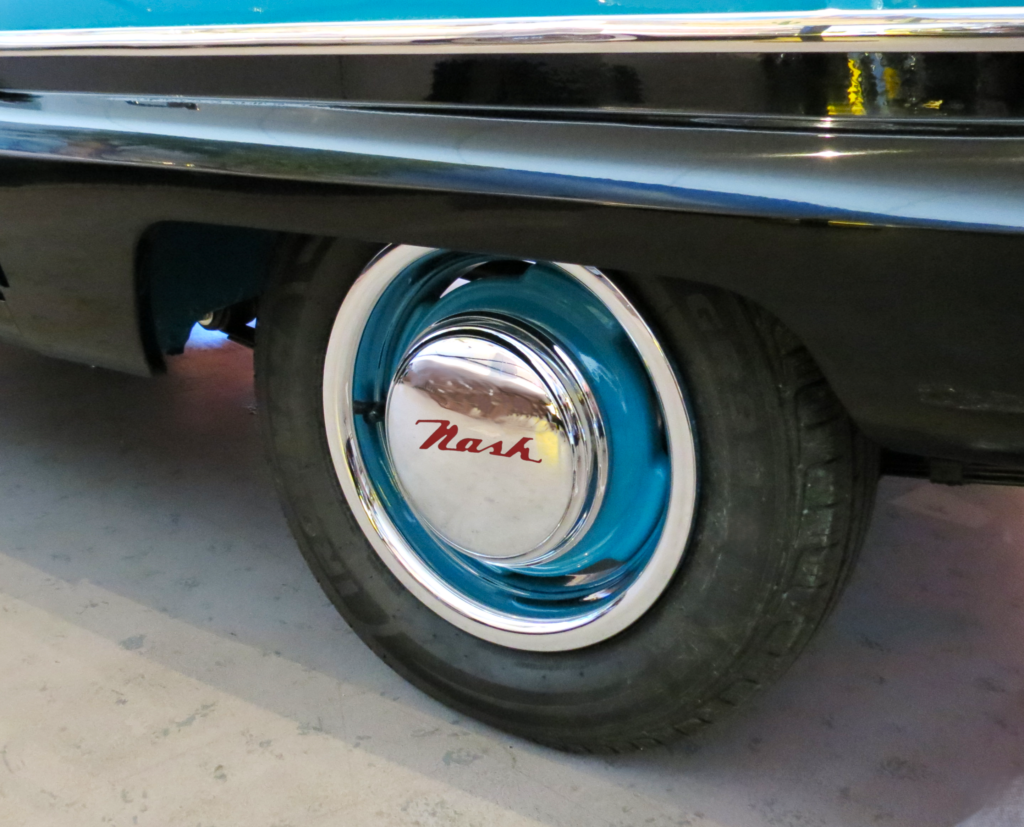 Hubcap: Nash | Metropolitan Pit Stop